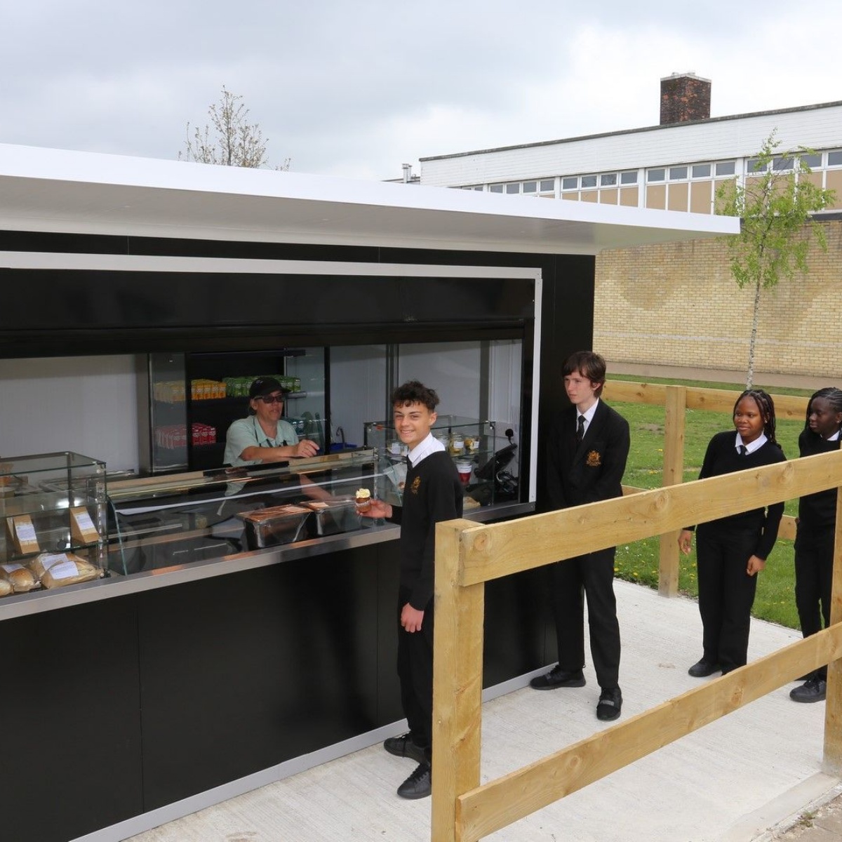 The Basildon Upper Academy - New Outdoor Food Pod Now Open!