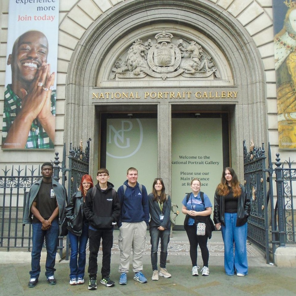 The Basildon Upper Academy - Sixth Formers Inspired by London Art ...